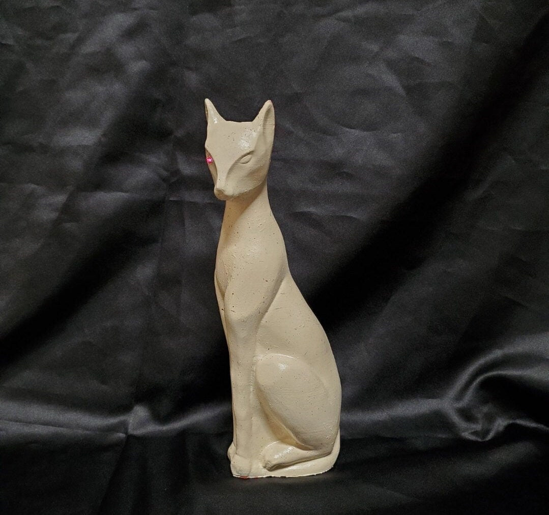 HM ~12" One Eyed Cat prop (with light up eye!) – 1313 Harbor Props